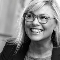 Tre profiler til opkøbsklar koncern - Dansk Markedsføring