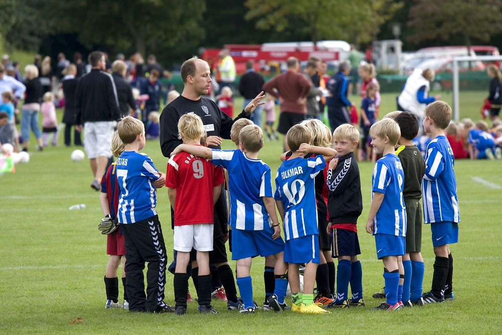 Haribo sponserer skolefodbold - Dansk Markedsføring