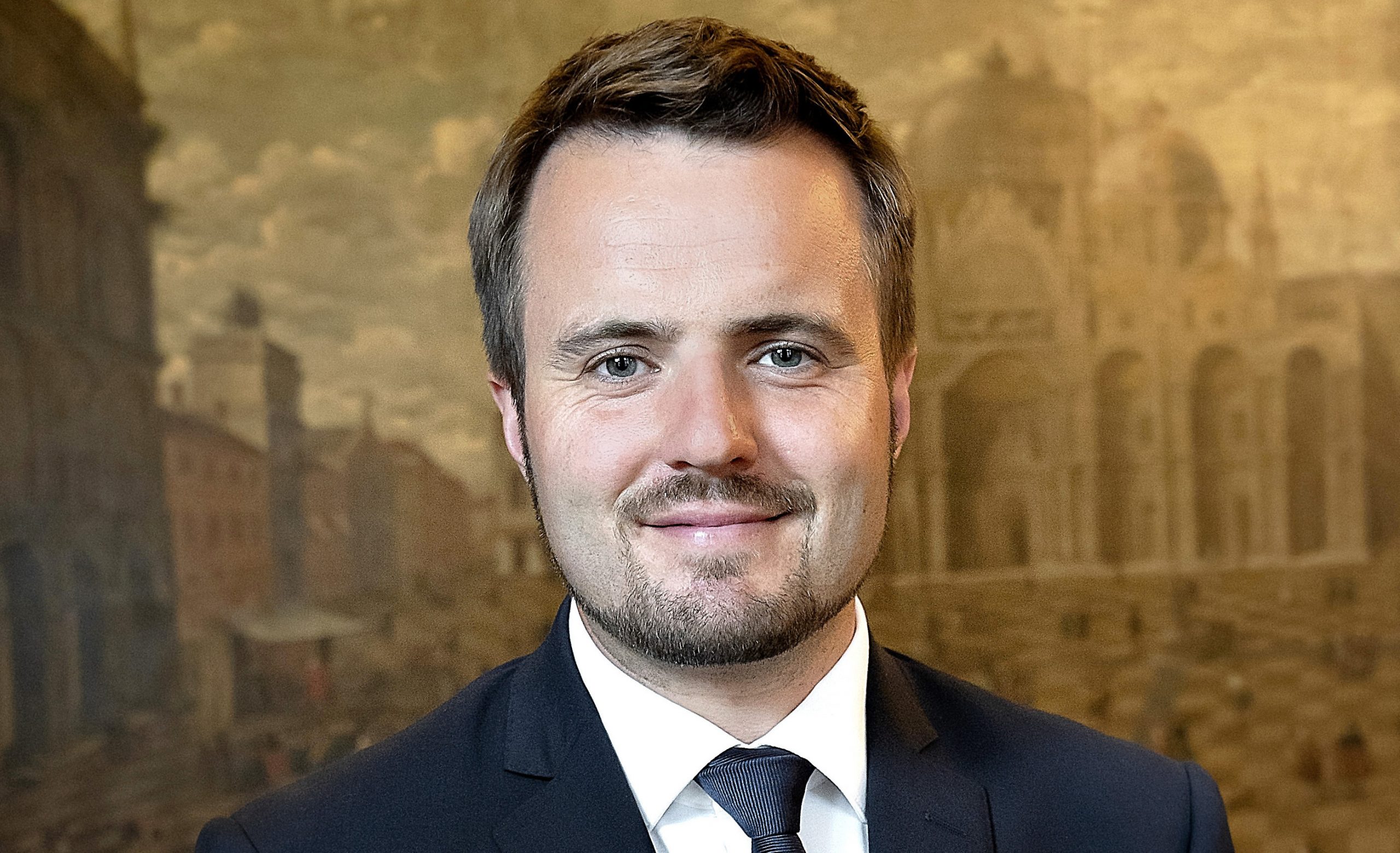 Kigger på udskældt kviklånslov igen - Dansk Markedsføring