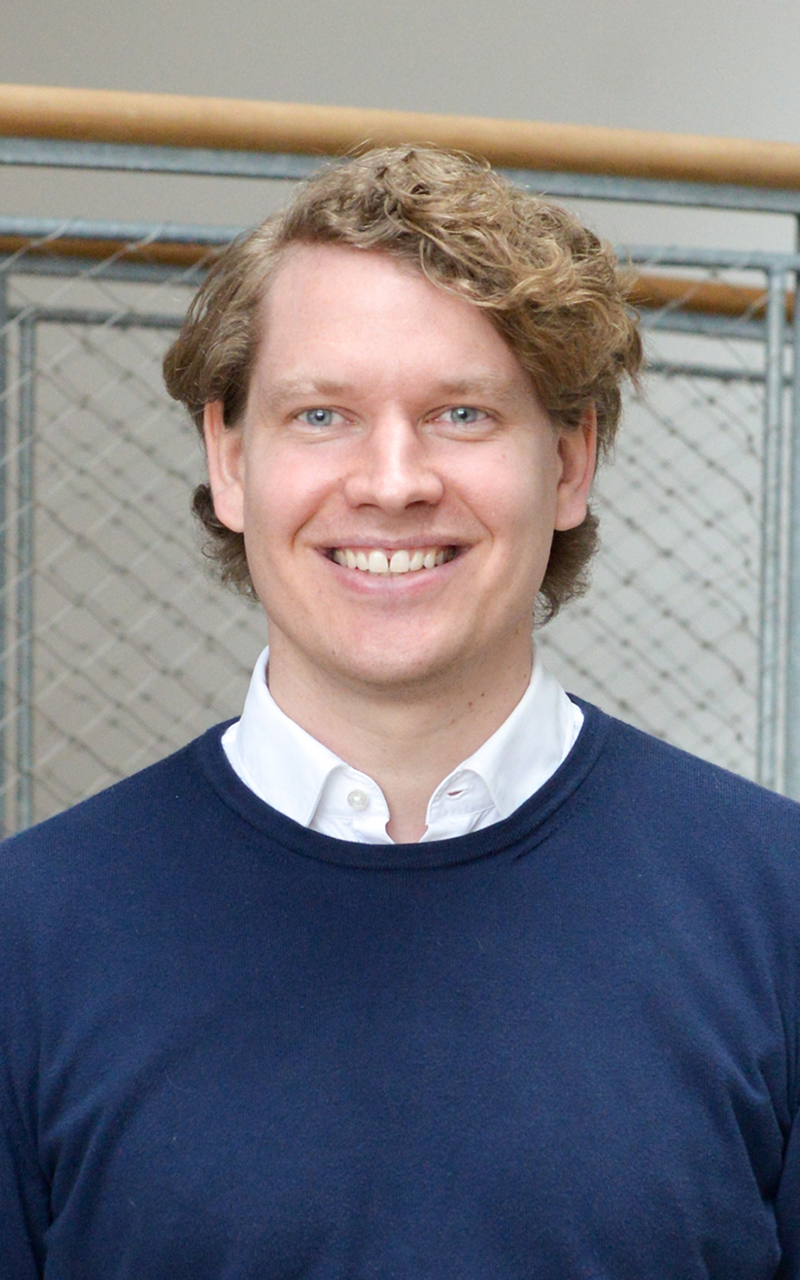 Dennis Konrad - Dansk Markedsføring